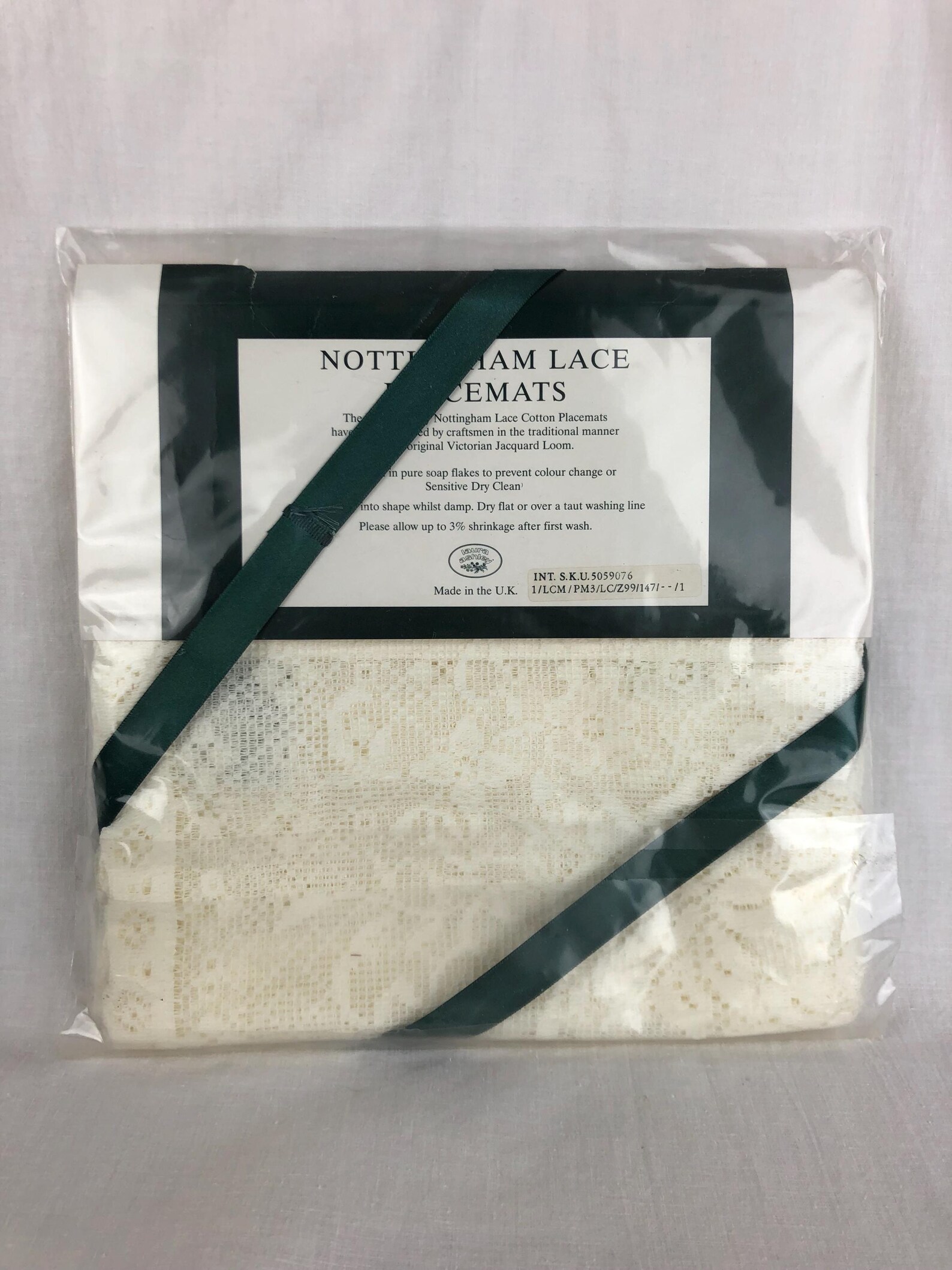 Vintage Laura Ashley Nottingham Lace Placemats Set of 4 NOS Deadstock ...