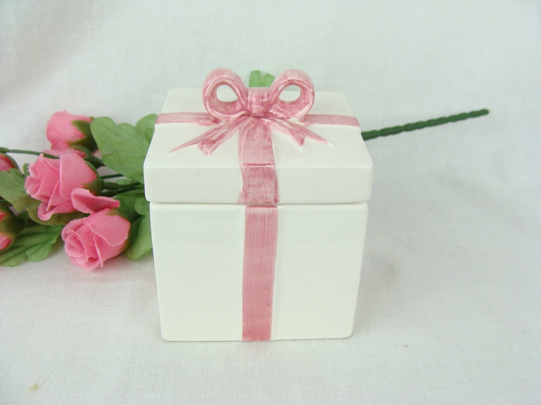 Vintage Ceramic Gift Box 80s Pink Ribbon Bow White Trinket Box Pretty ...