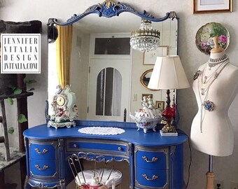 Queen Anne Vanity - Etsy