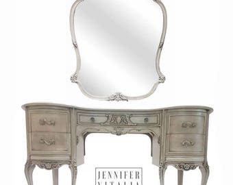 French Makeup Vanity - Etsy