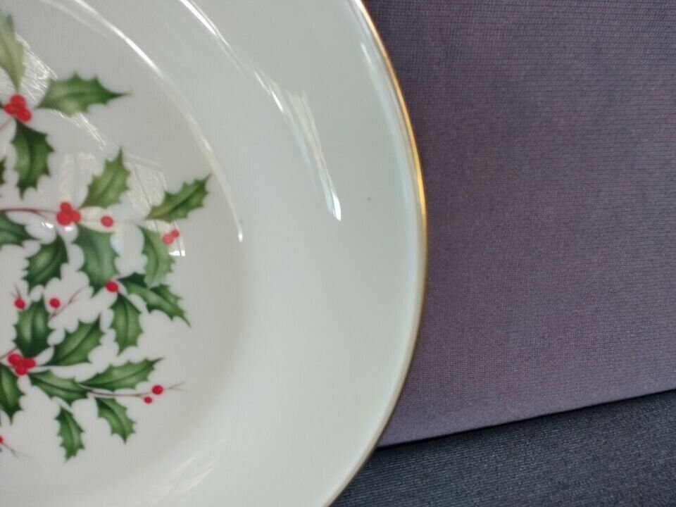 Lenox Holiday Special Large Dinner Plate Holly Berries Gold Rim 10.75 ...