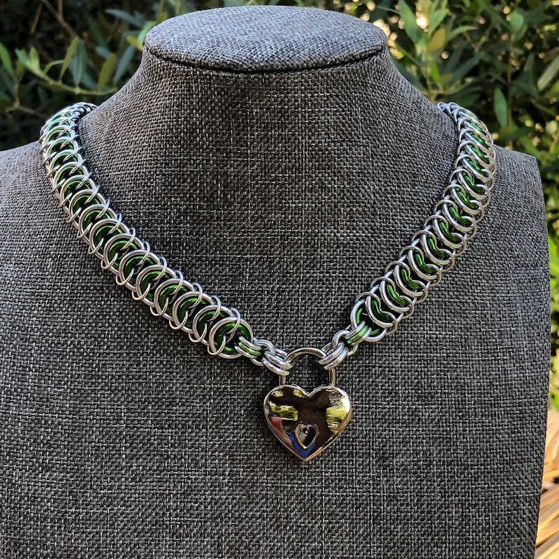 Day Collar - Etsy