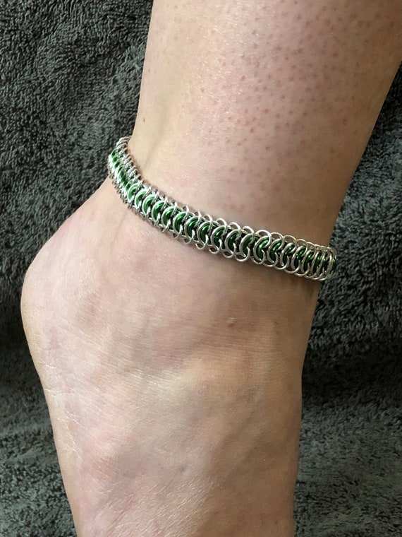 Green Vertebrae Anklet / 11 Colors Available | Etsy