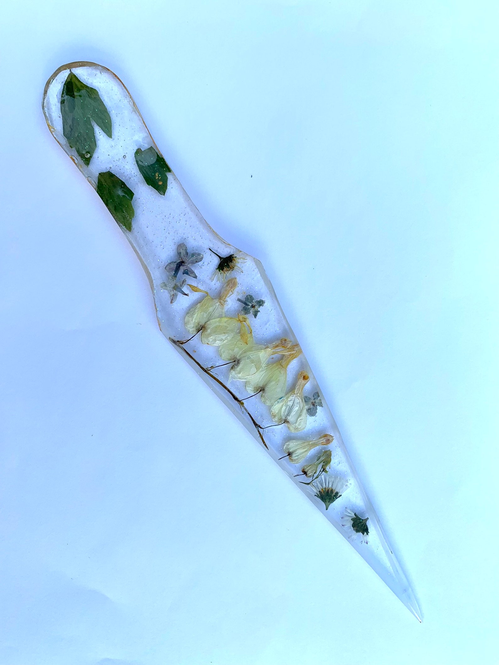 Fantasy Throwing Knives Dagger Fairy Flower Cursed Fire Blood Weapon ...