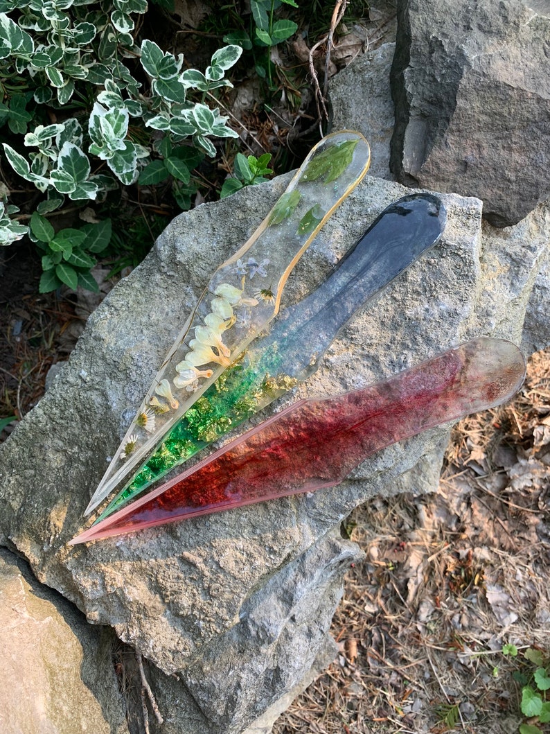 Fantasy Throwing Knives Dagger Fairy Flower Cursed Fire Blood Weapon ...