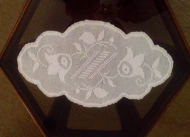 Tulip Filet Crocheted Handmade Art Work Doilie. - Etsy