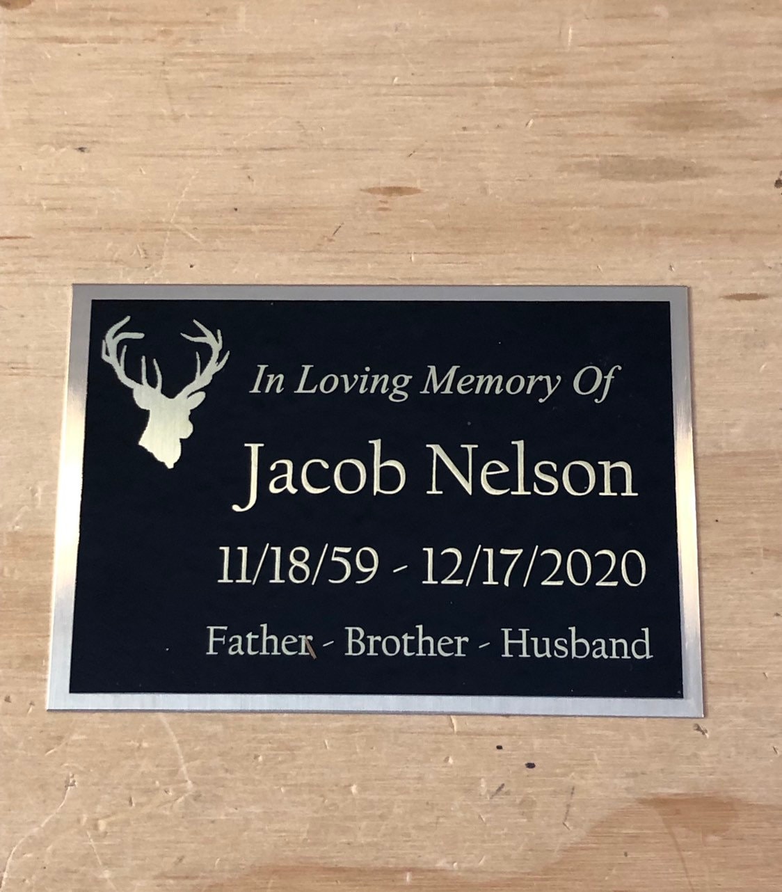 Custom Engraved Name Plate Cremation Urn DEER HUNTING Memorial | Etsy