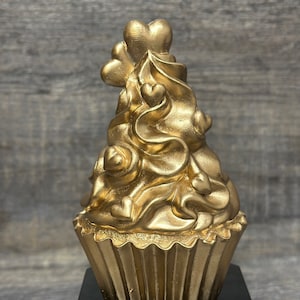 Golden Cupcake Trophy Bake off Trophy Baking Competition Trophy Birthday Gag Gift Cupcake ...