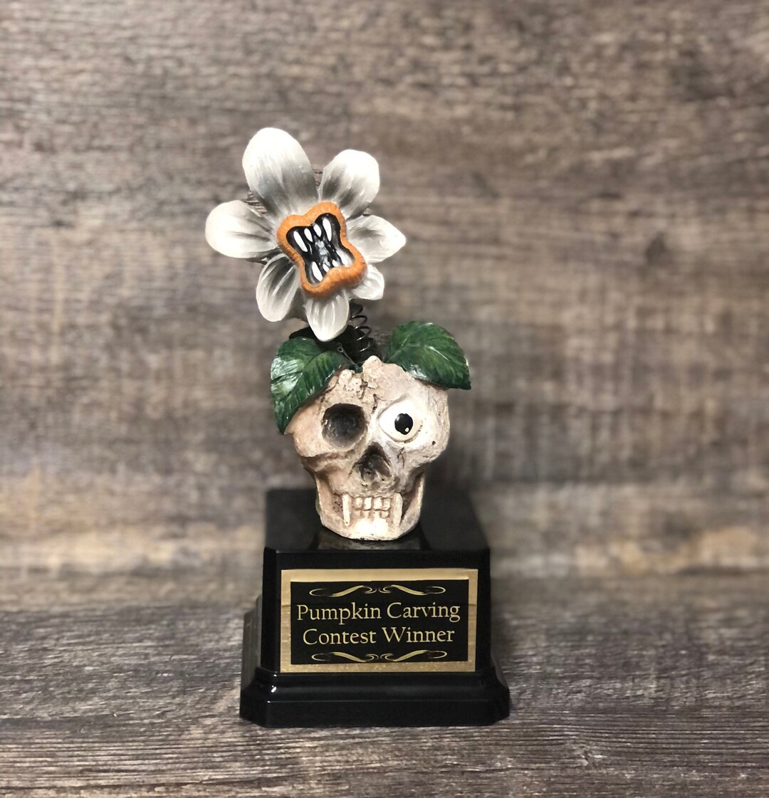 Halloween Trophy Skull Bobble Head Halloween Pumpkin Carving Contest ...