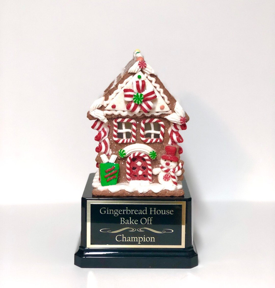 Christmas Trophy Gingerbread House Cookie Decorating Champion Bake off ...