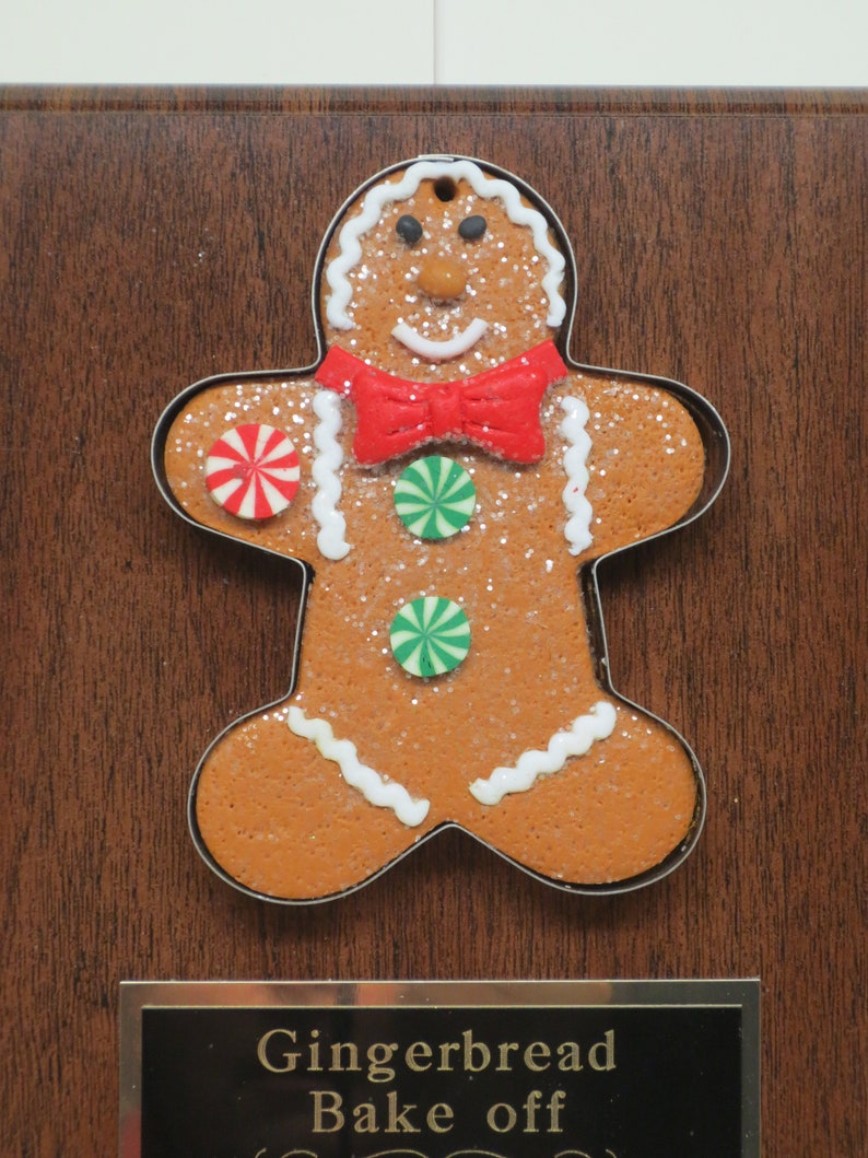 Gingerbread Cookie Bake off Christmas Trophy Contest Award Door ...