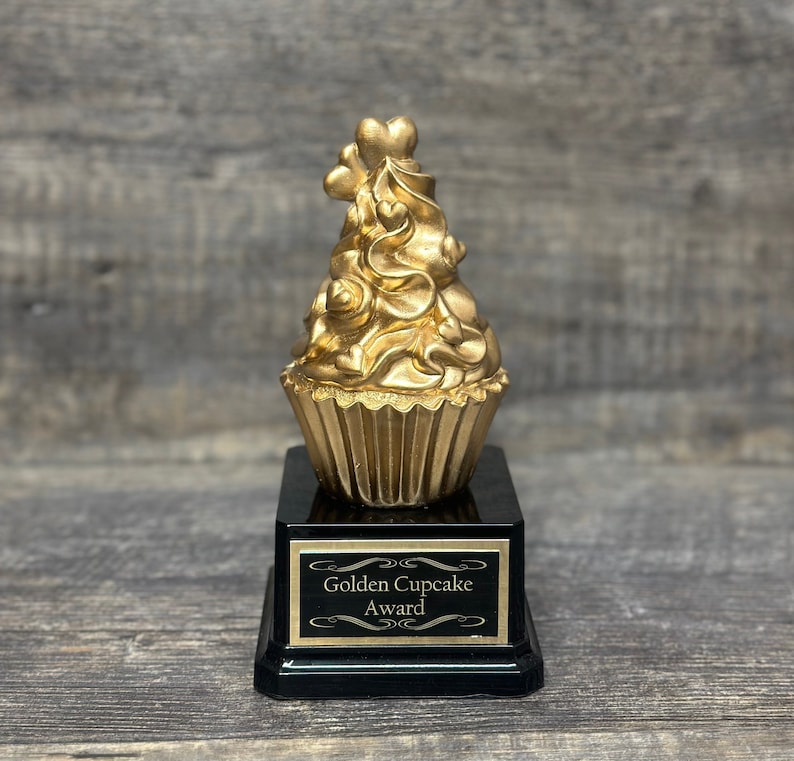 Golden Cupcake Trophy Bake off Trophy Baking Competition - Etsy
