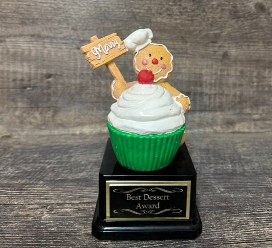 Best Dessert Cupcake Trophy Cookie Bake off Trophy Gingerbread House ...