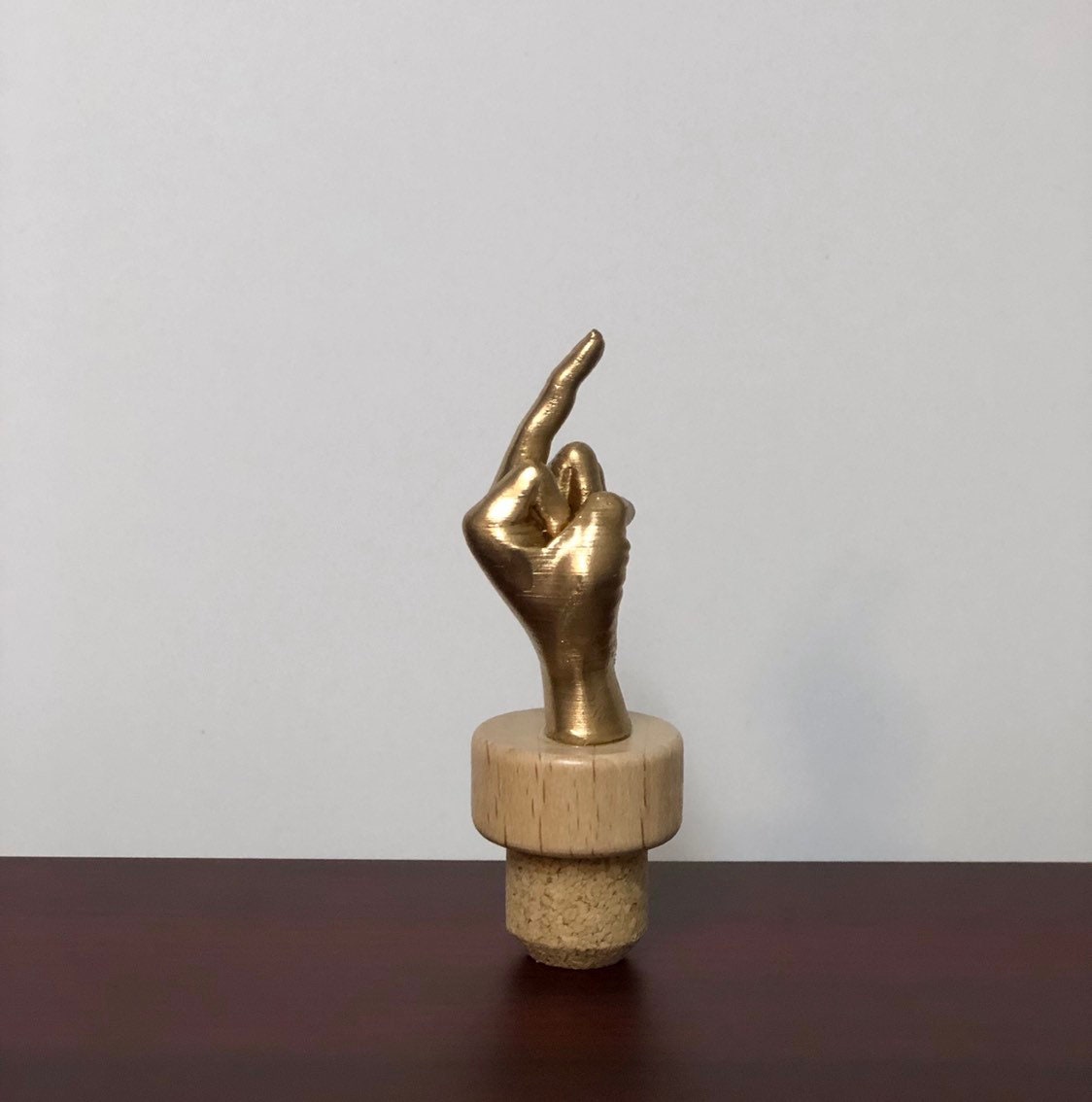 Funny Wine Stopper MIDDLE FINGER Gag Gift Novelty Bottle Wine Cork F*ck ...