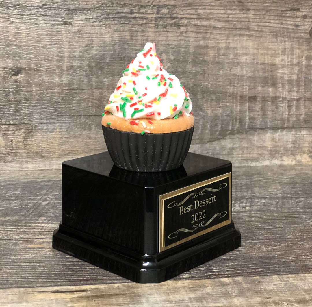 Cupcake Trophy Happy Birthday Gag Gift Best Dessert Bake off Trophy ...