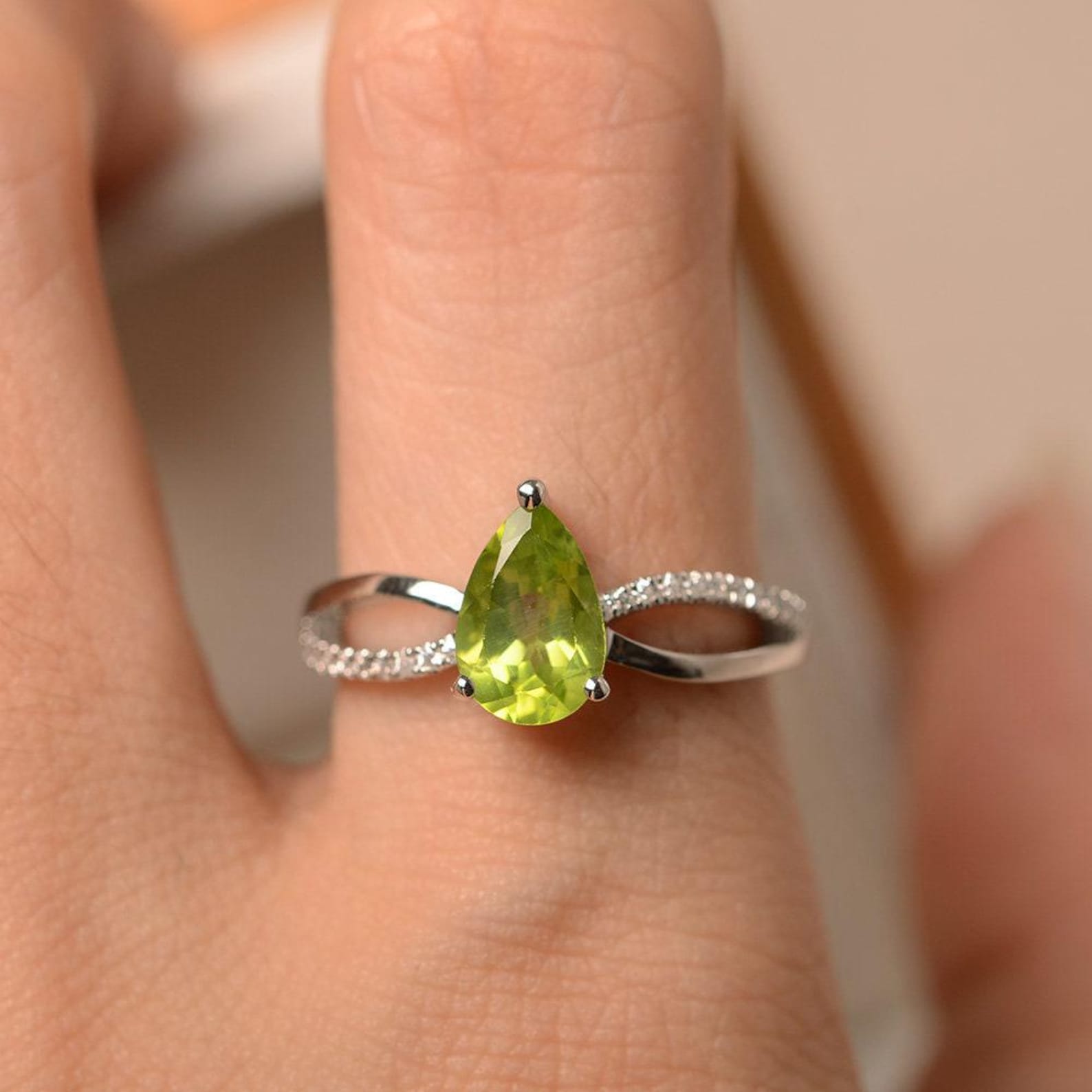 Green Peridot Ring, August Birthstone Ring, Pear Cut Gems, White Gold ...