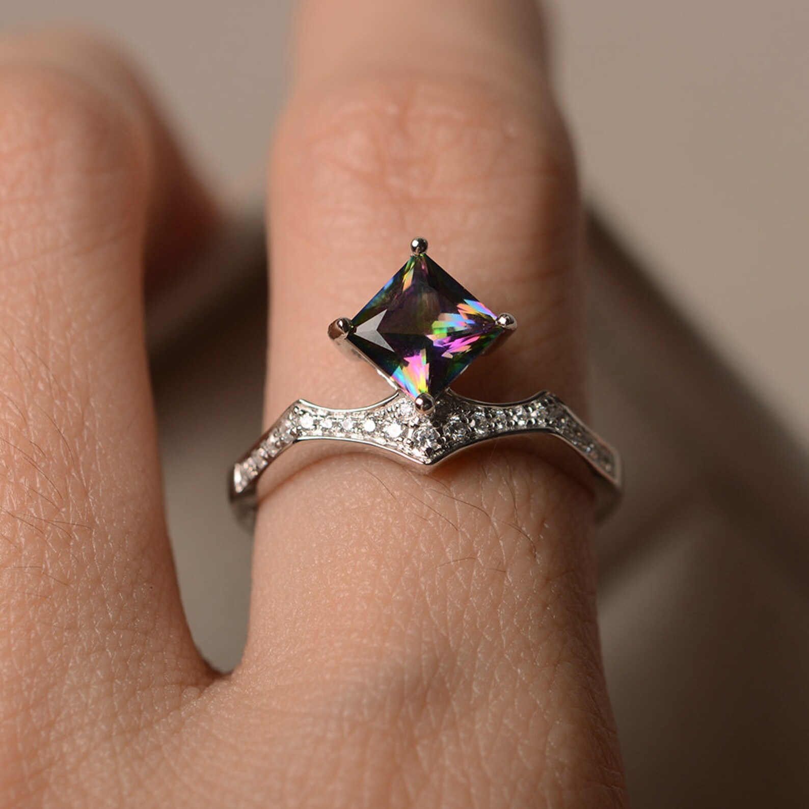 Anillo místico de topacio corte princesa piedra preciosa - Etsy España