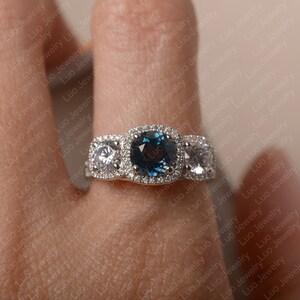 November Birthstone Ring,london Blue Topaz Ring,round Cut Topaz Ring ...