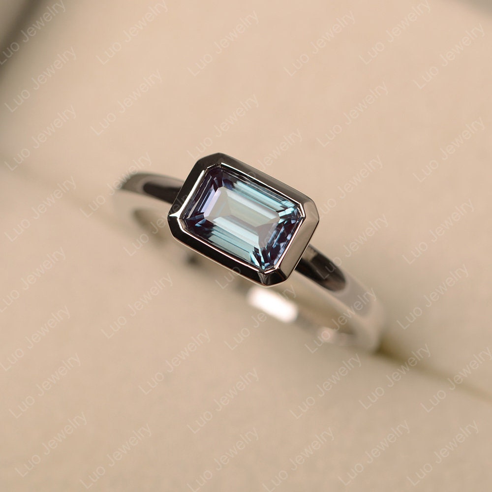 Unique Bezel Set Engagement Ring Alexandrite East-west Ring - Etsy