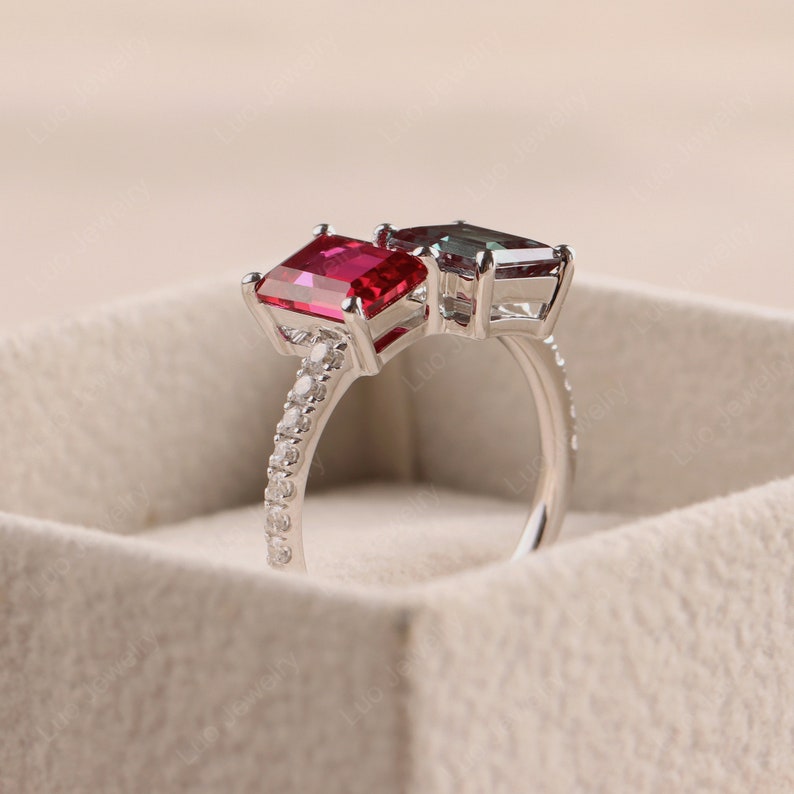 Alexandrite and Ruby Ringtoietmoiring Sterling Silver - Etsy