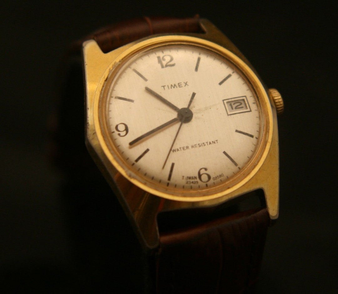 Vintage 1980 Men's Gold Timex Marlin Brushed Silver Dial Running ...