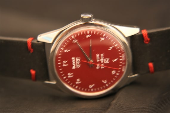 Serviced and restored blood red dial vintage men's 19… - Gem