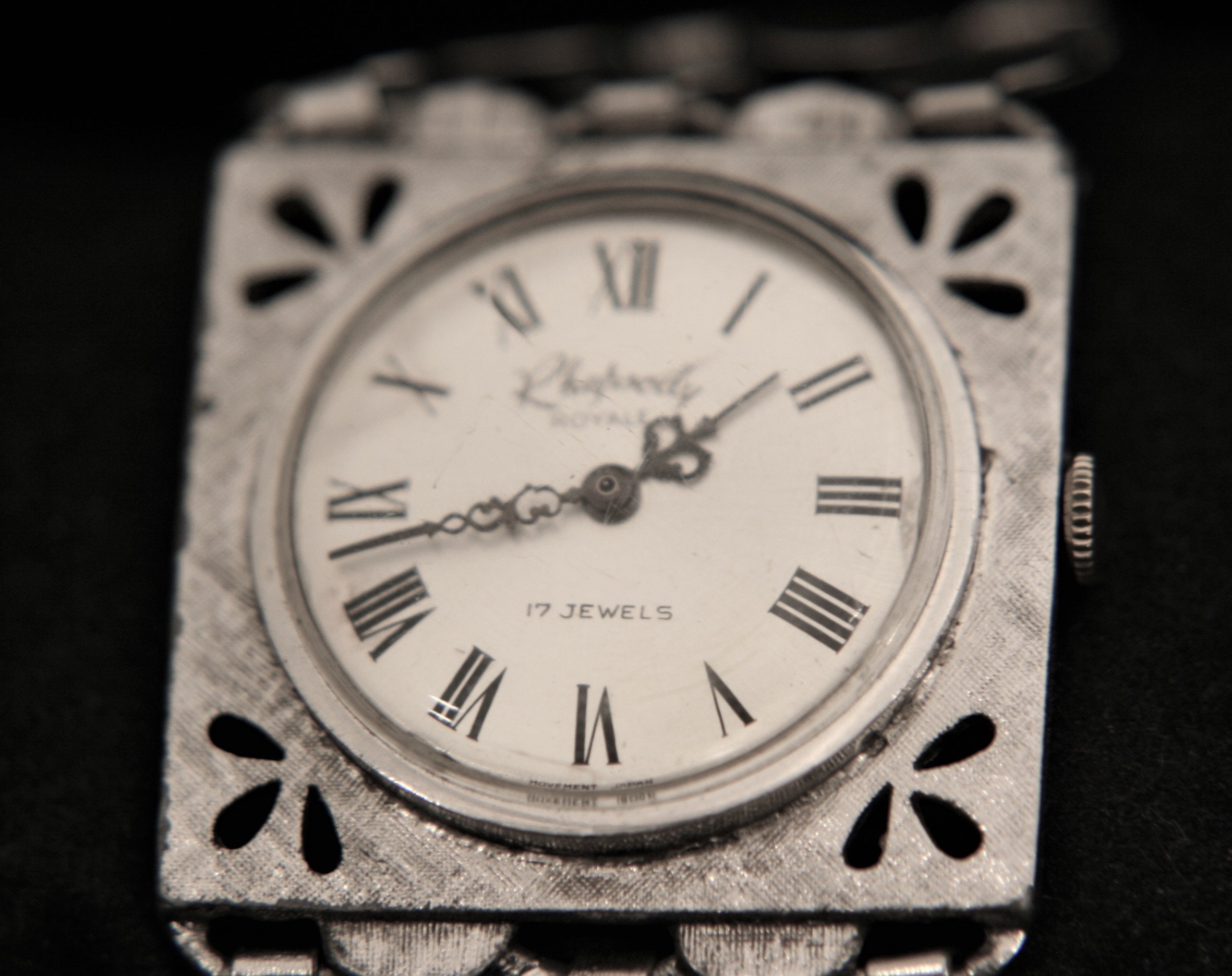 Vintage Ladies' 21 jewel Rhapsody Royale manual wind silver bracelet ...