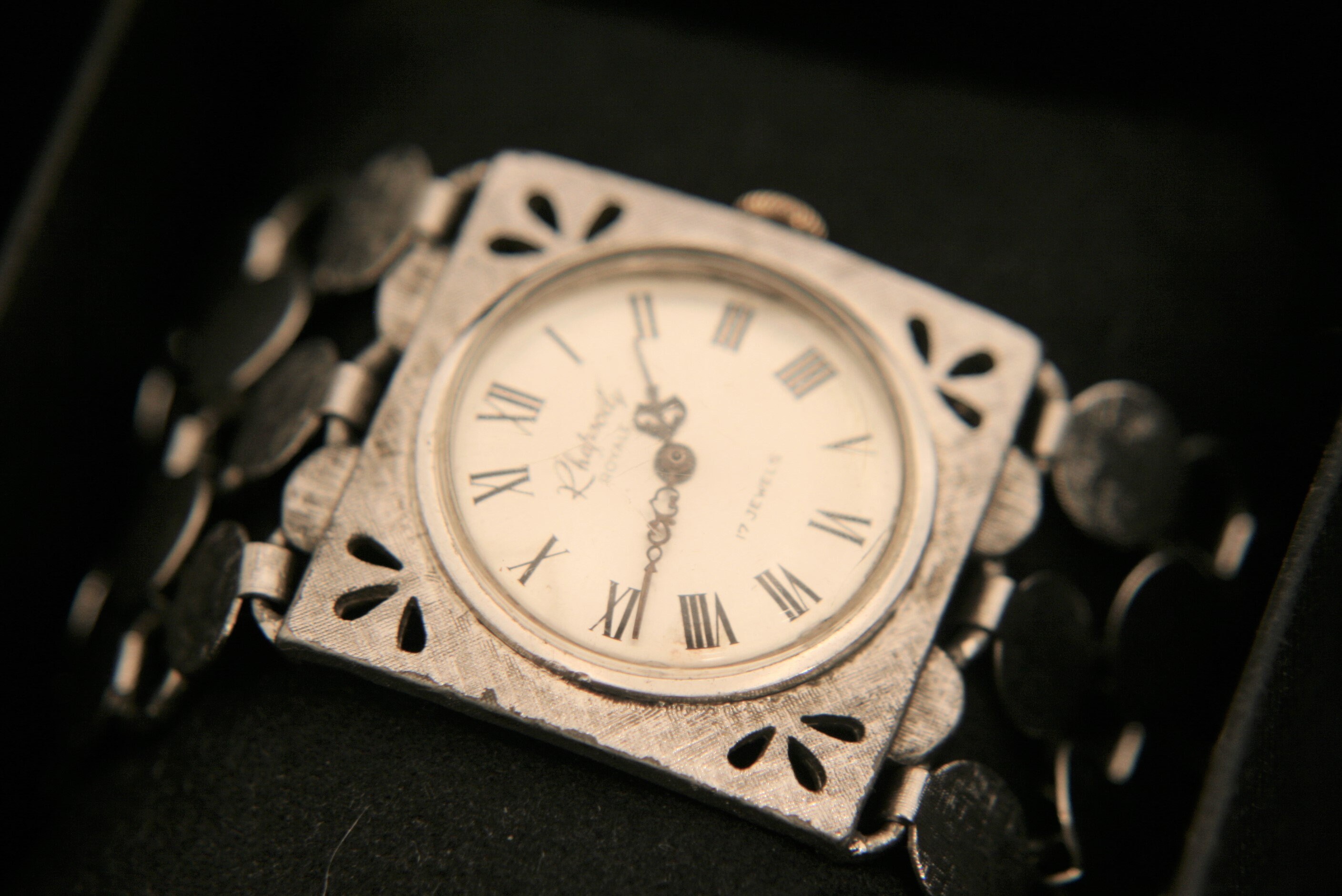 Vintage Ladies' 21 jewel Rhapsody Royale manual wind silver bracelet ...