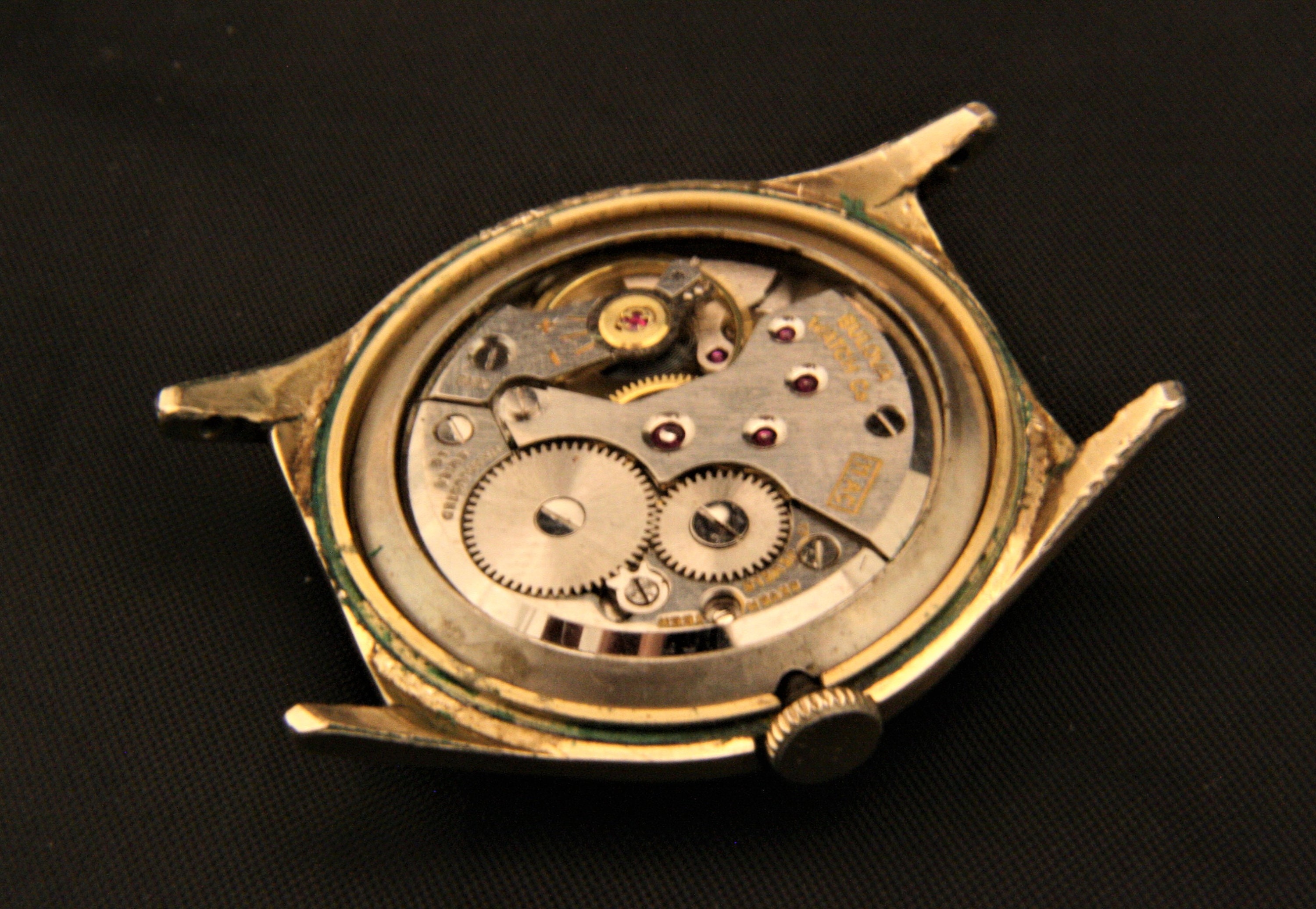 Men s Small 1958 Bulova Swiss 17 Jewel 10K Gold Dress Wristwatch Men s Small 1958 Bulova Swiss 17 Jewel 10K Gold Dress Wristwatch