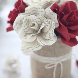 Book Paper Rose Centrepieces, Wedding Centerpieces, Book Page Roses ...