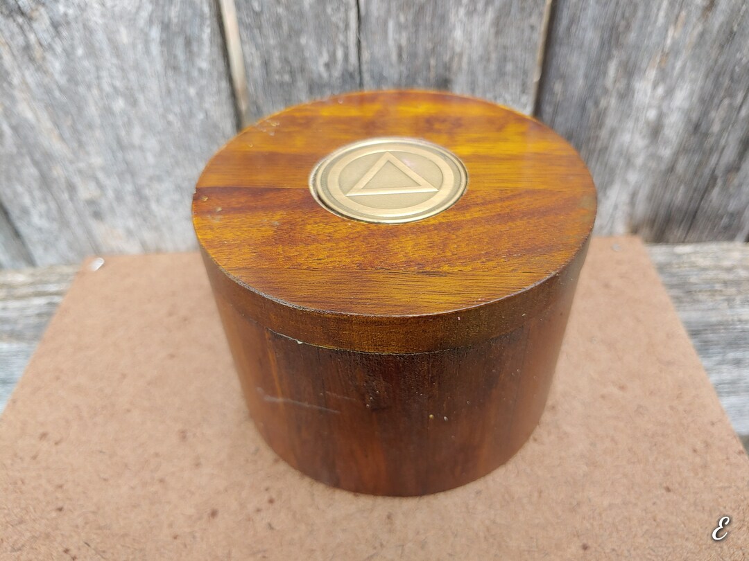 Acacia Keepsake / Medallion Box Sobriety Recovery Gift Alcoholics ...