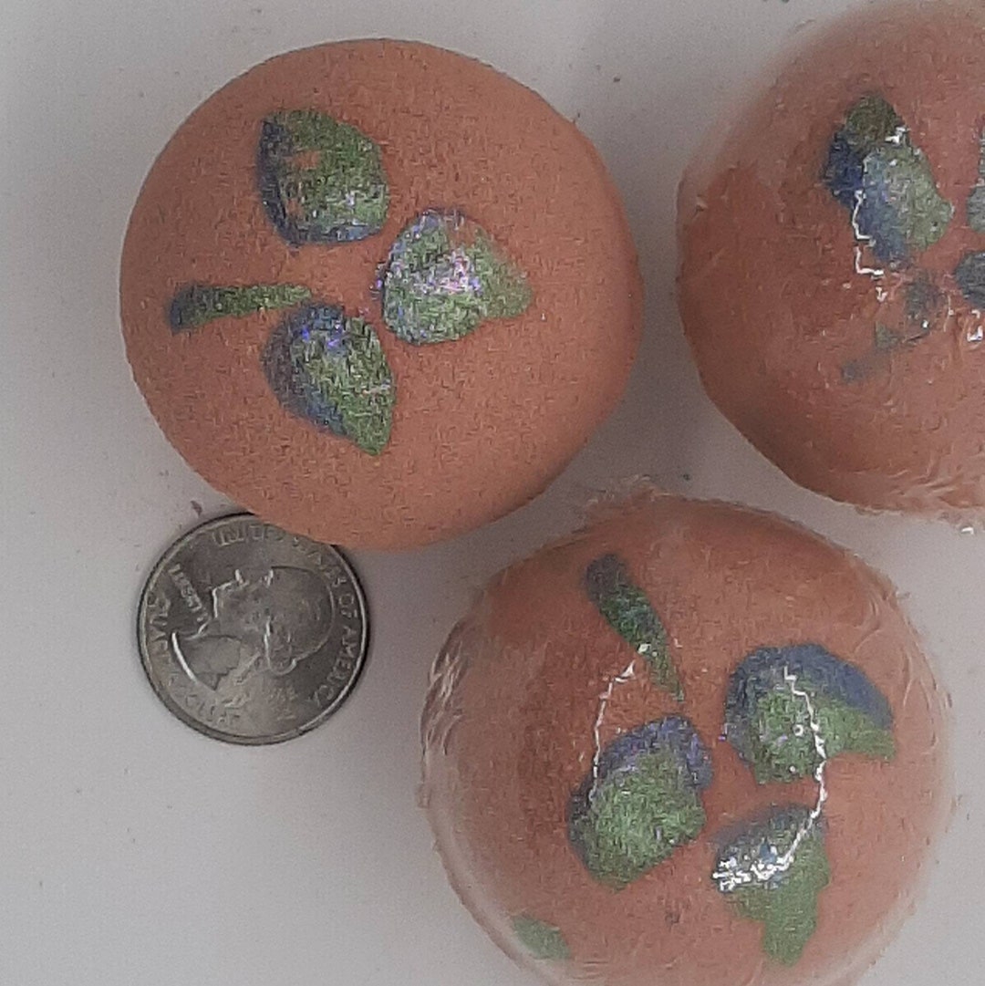 Calamne Balm Fizzy Foamy Sudsy Round Bath Bombs Great for Itchy Skin ...