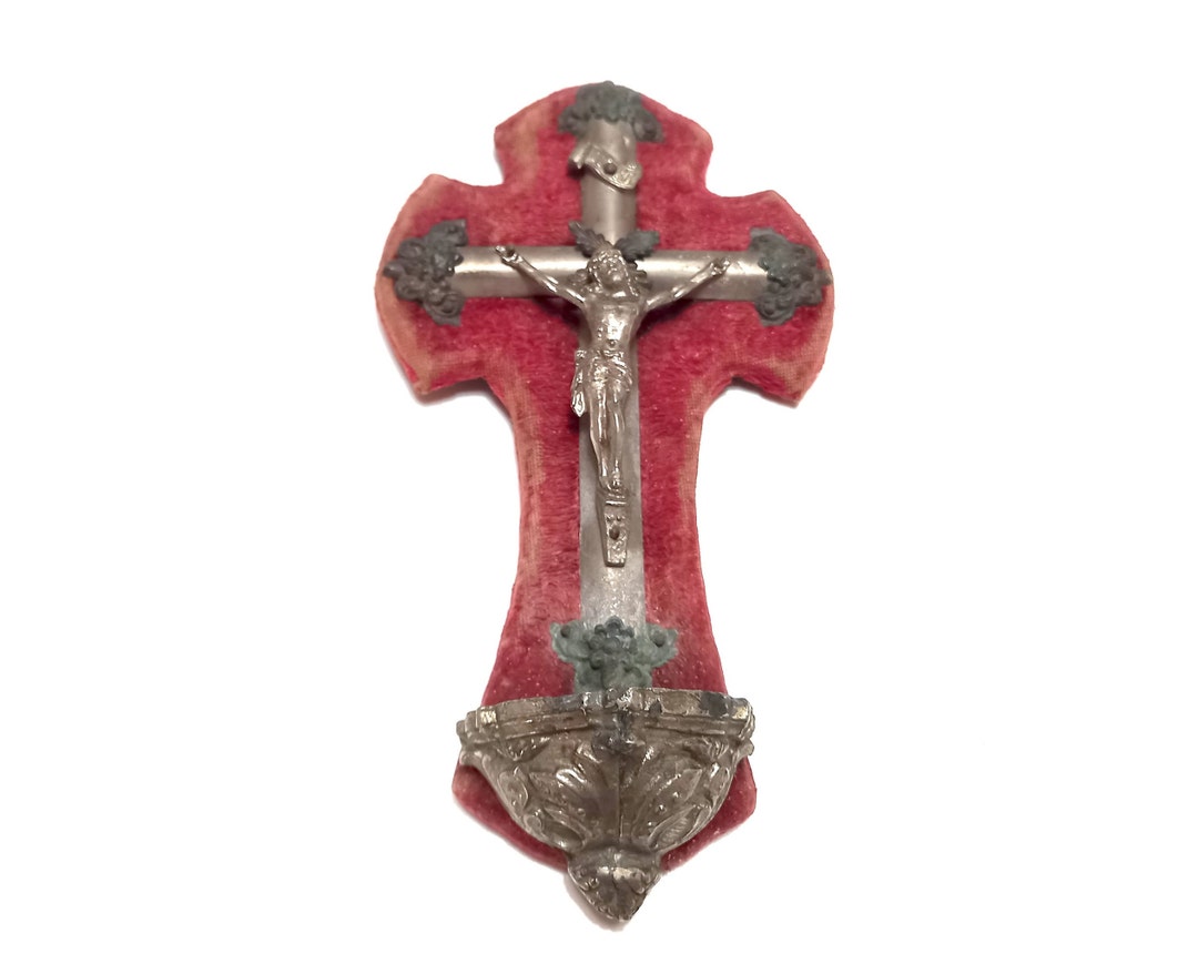 Small 6" Victorian Red Velvet Wall Crucifix - Antique Red Home Water ...