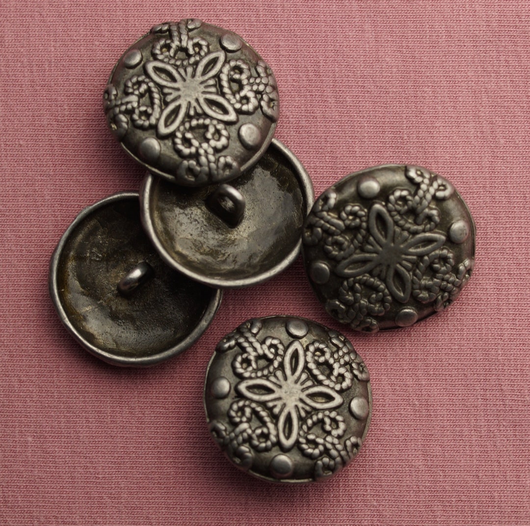 Set of 5 Traditional Button Metal Buttons Large Antique Look Vintage 5 ...