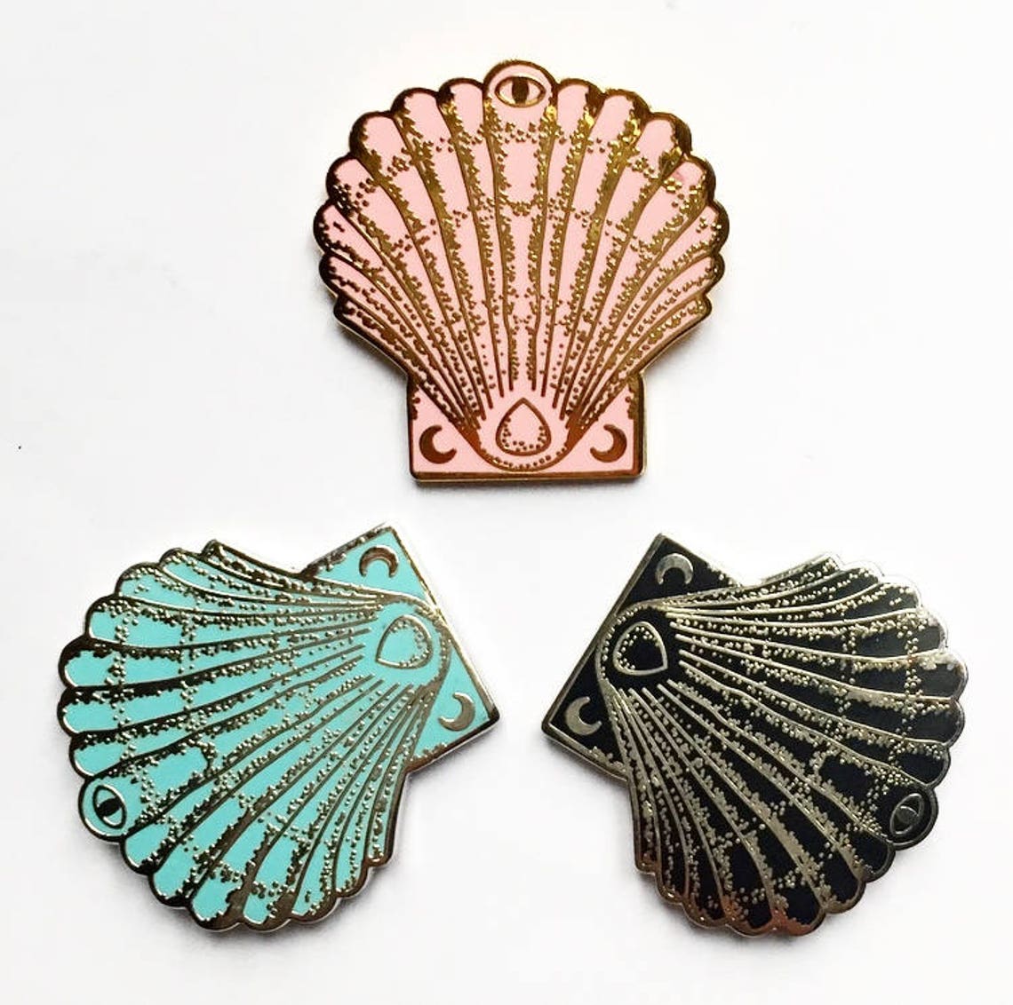 SHELL PINS - Etsy