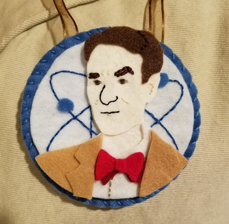 PATTERN: Bill Nye the Science Guy Badge / Ornament / Wall - Etsy
