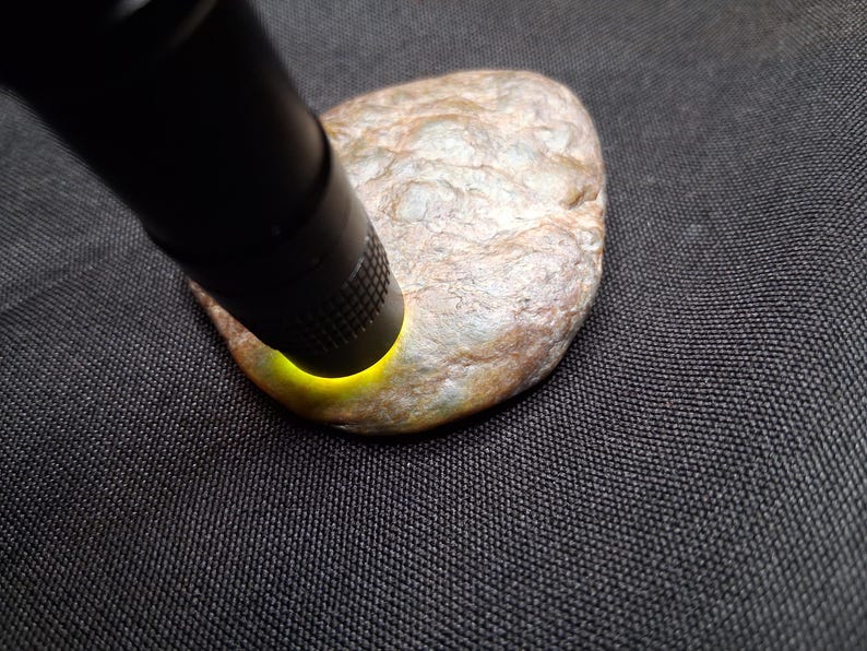 Big Sur Vulcan Nephrite Jade Stone. - Etsy