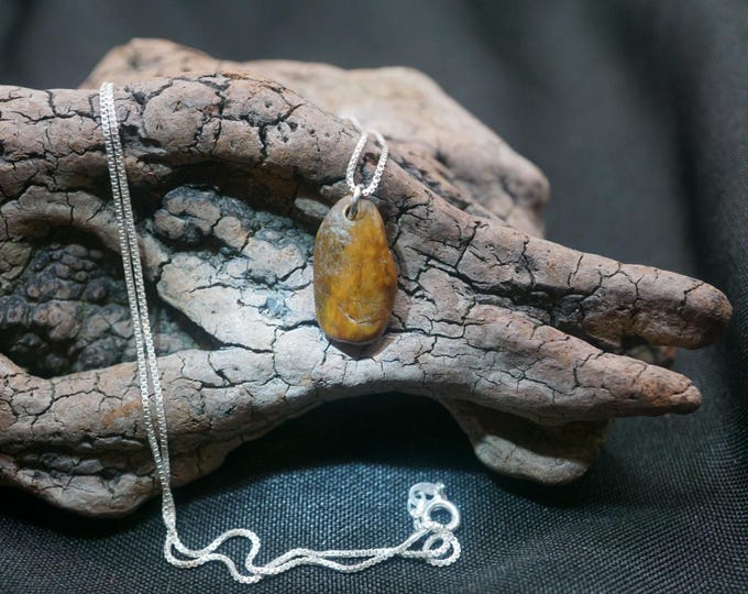 Big Sur Vulcan Nephrite Jade Stone Necklace. Small. - Etsy