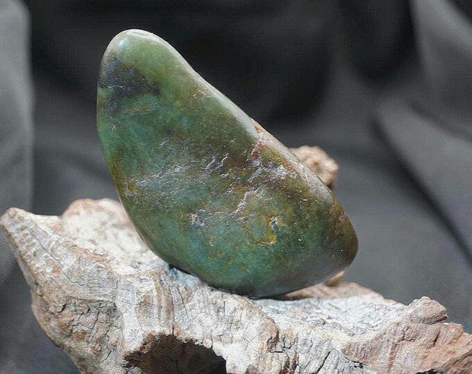 Big Sur Vulcan Nephrite Jade Stone. - Etsy