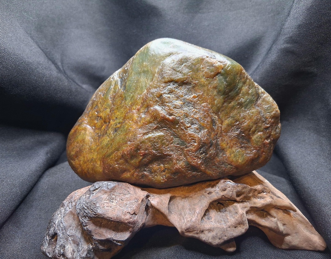 Big Sur Vulcan Nephrite Jade Cobble Stone. - Etsy