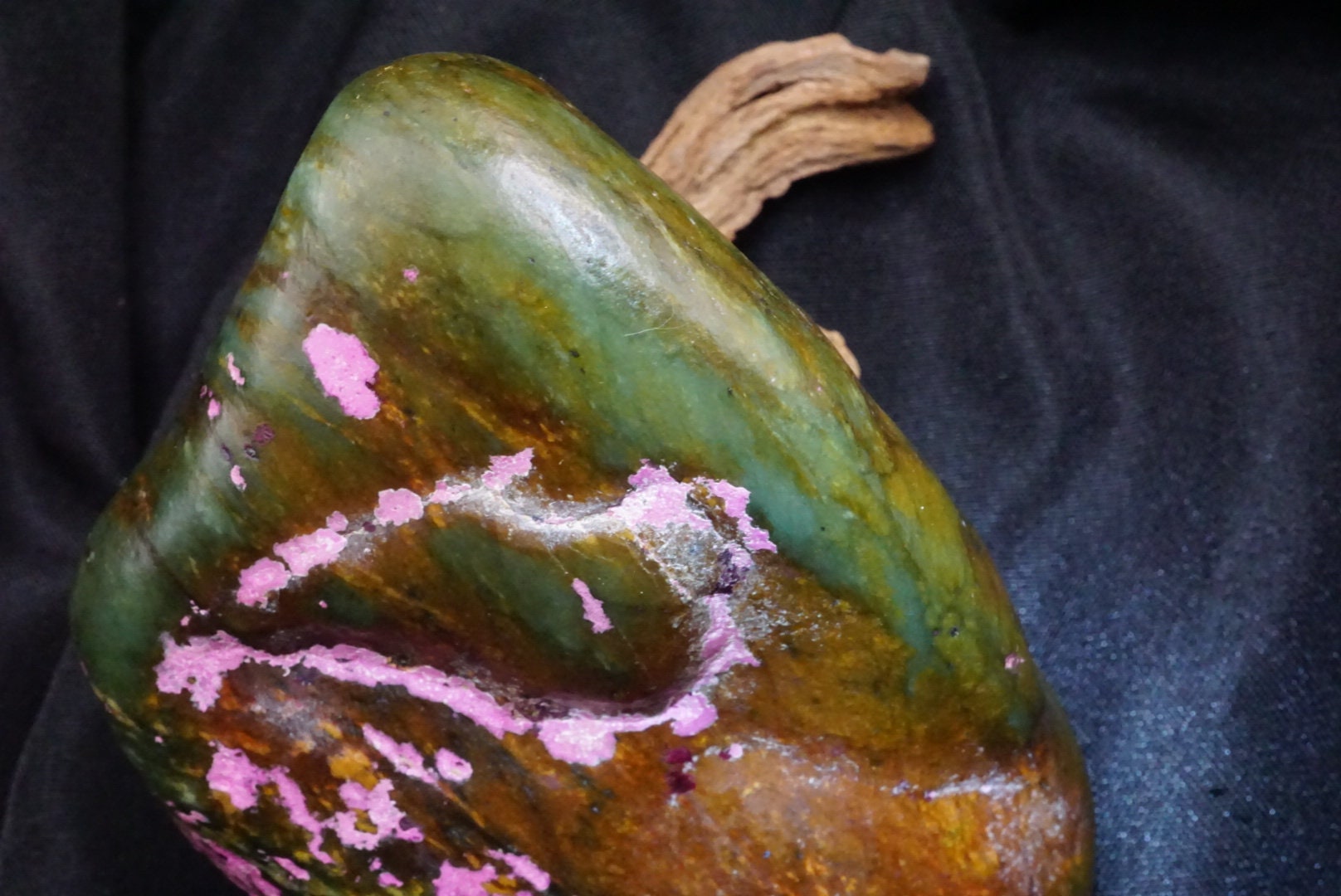 Big Sur Vulcan Nephrite Jade Stone. - Etsy