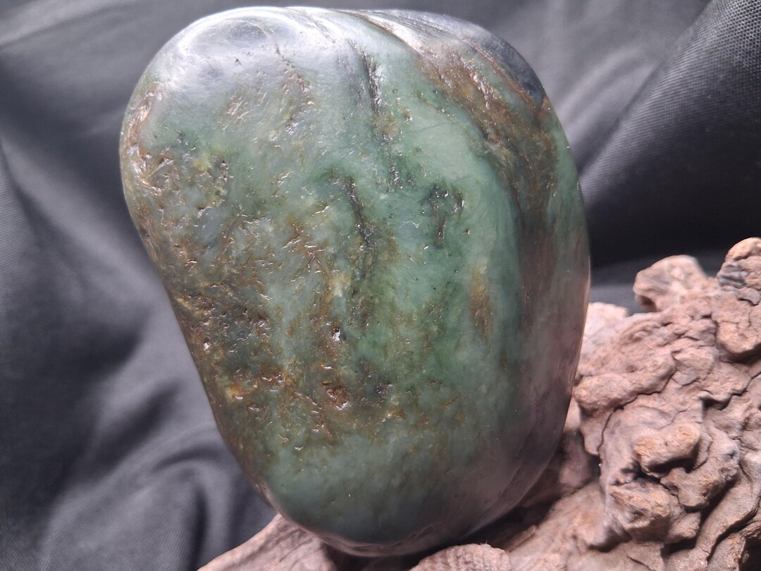 Big Sur Vulcan Nephrite Jade Cobble Stone. - Etsy