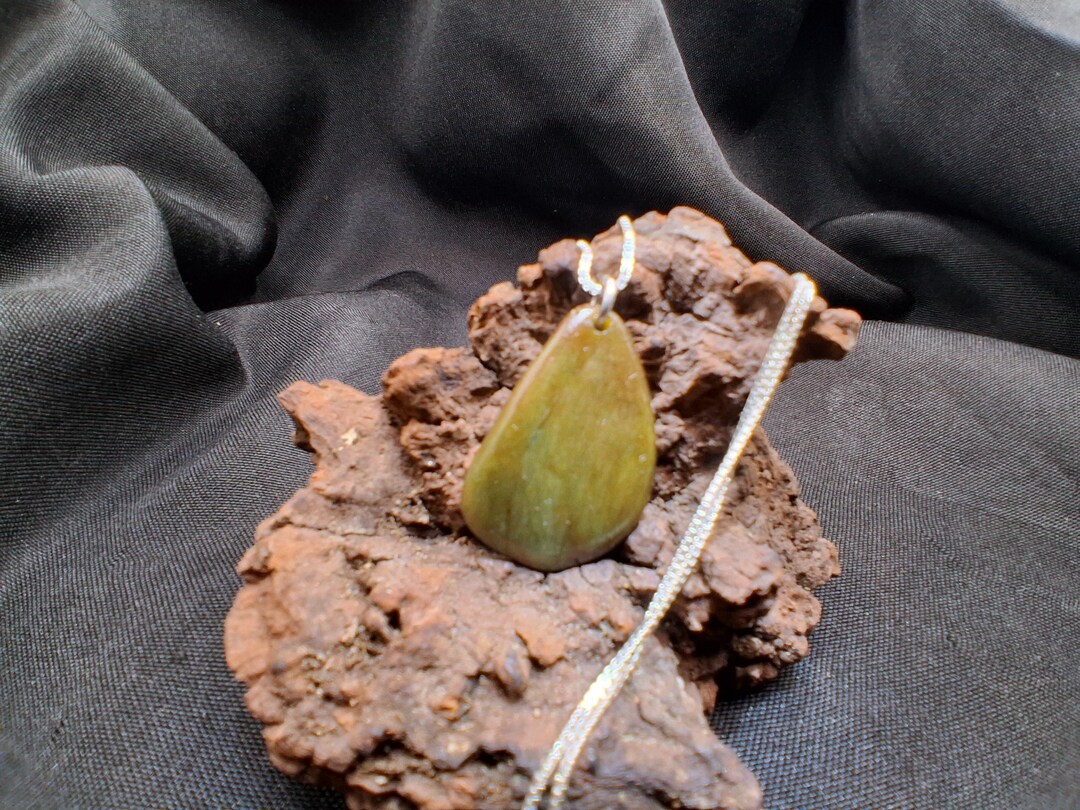 Big Sur Vulcan Nephrite Jade Stone Necklace Etsy