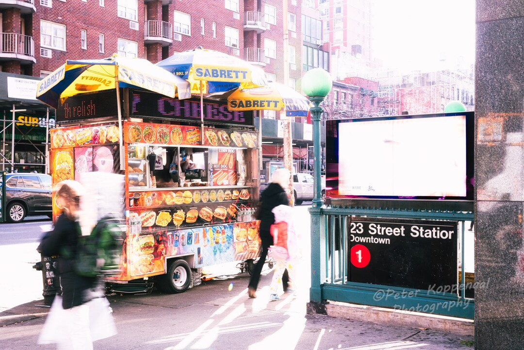 23rd St New York Subway Station, 7th Avenue Train, Sabrett Food Truck ...
