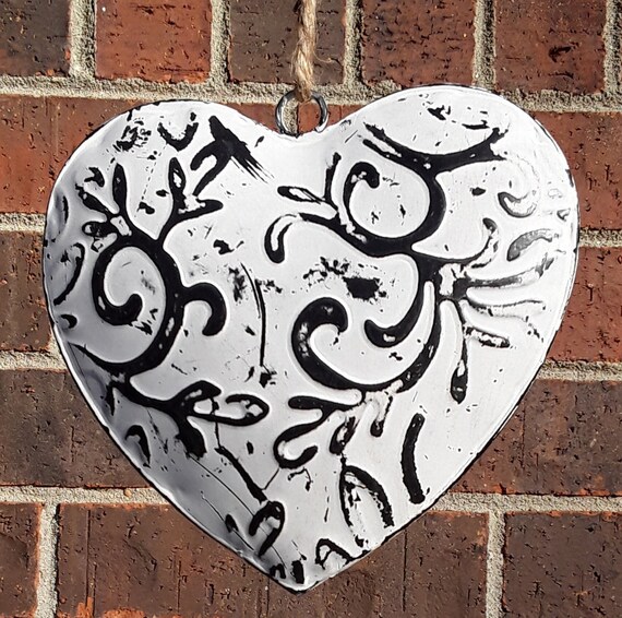 Fancy Scroll Heart Design