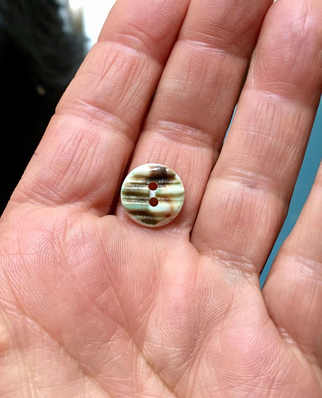 10 Vintage Snail Pearl Buttons Curved Hand Carved Small 1/2 Ridges ...