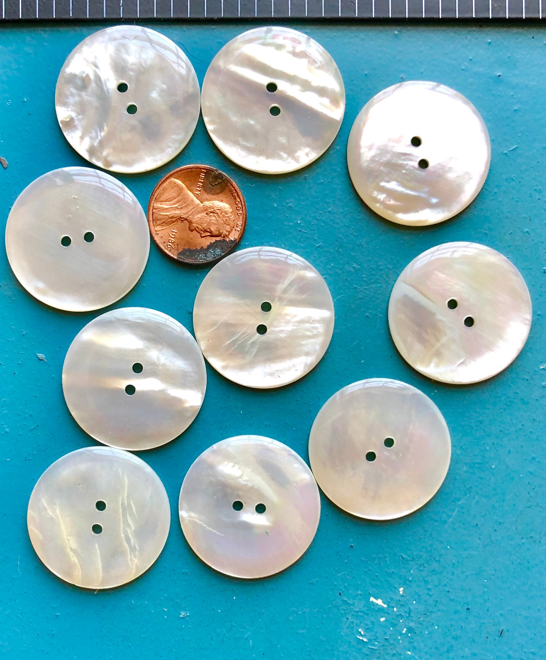 10 Antique Vintage Mother of Pearl MOP Buttons Natural 2 Hole Ring Edge ...