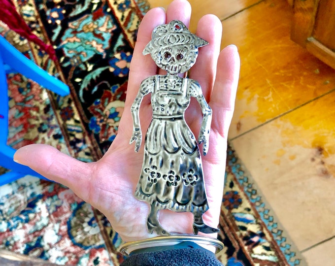 La Catrina Skeleton Tin Milagro Mexican Thin Cut Tin Ornament Unpainted ...