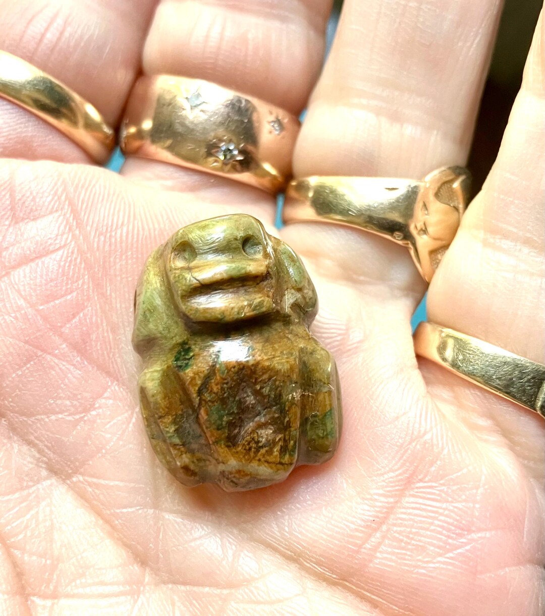 Antique Pre-columbian Jade Jadeite Bat Bead Keeper of the Gateway ...
