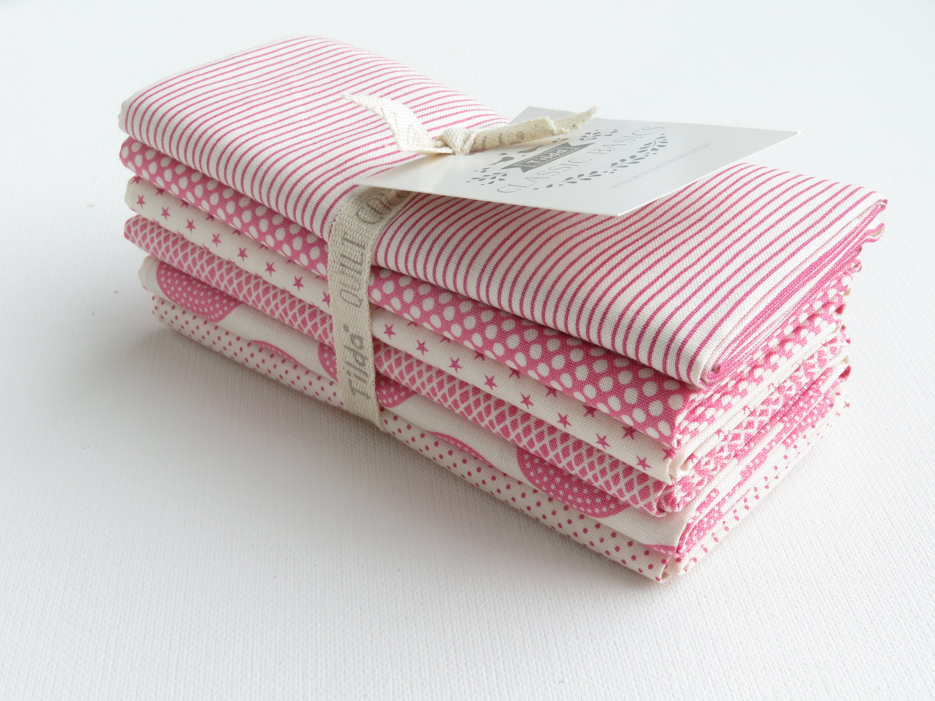 1/2 yard Tilda Basic Classics Paint Dots Pink TIL130034 | Etsy